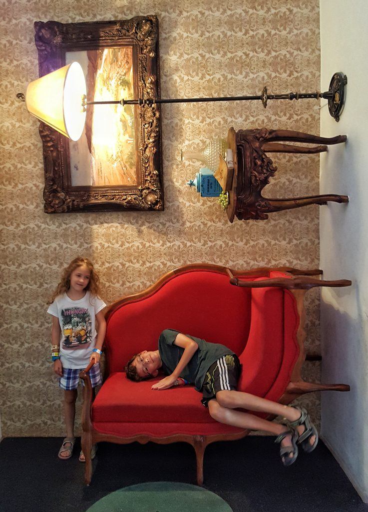 Xenses sideways room | The Barefoot Nomad