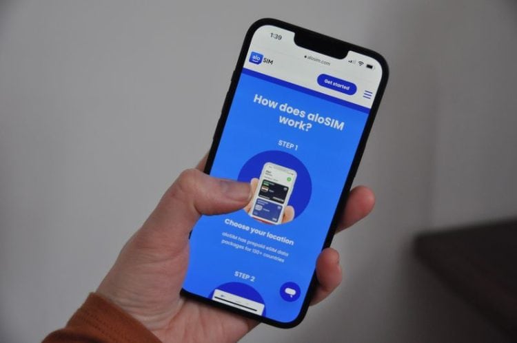 Introducing AloSIM: Our Review of the eSim App