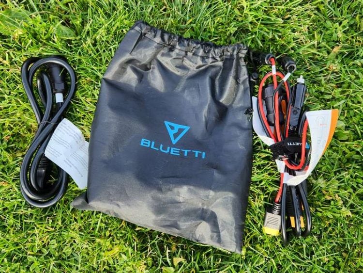 BLUETTI AC200L cables and storage bag | The Barefoot Nomad